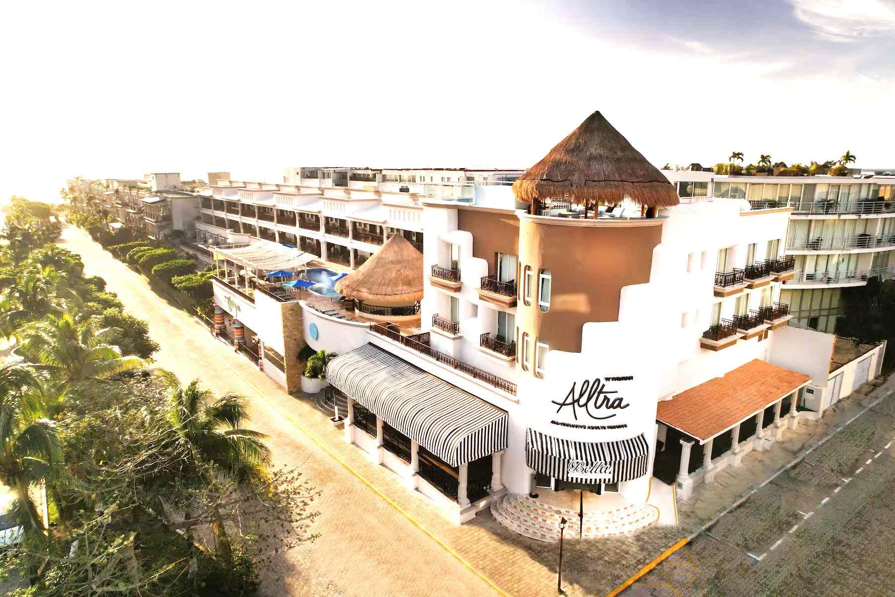 Wyndham Alltra Playa del Carmen - Hola Weddings | Wedding packages ...